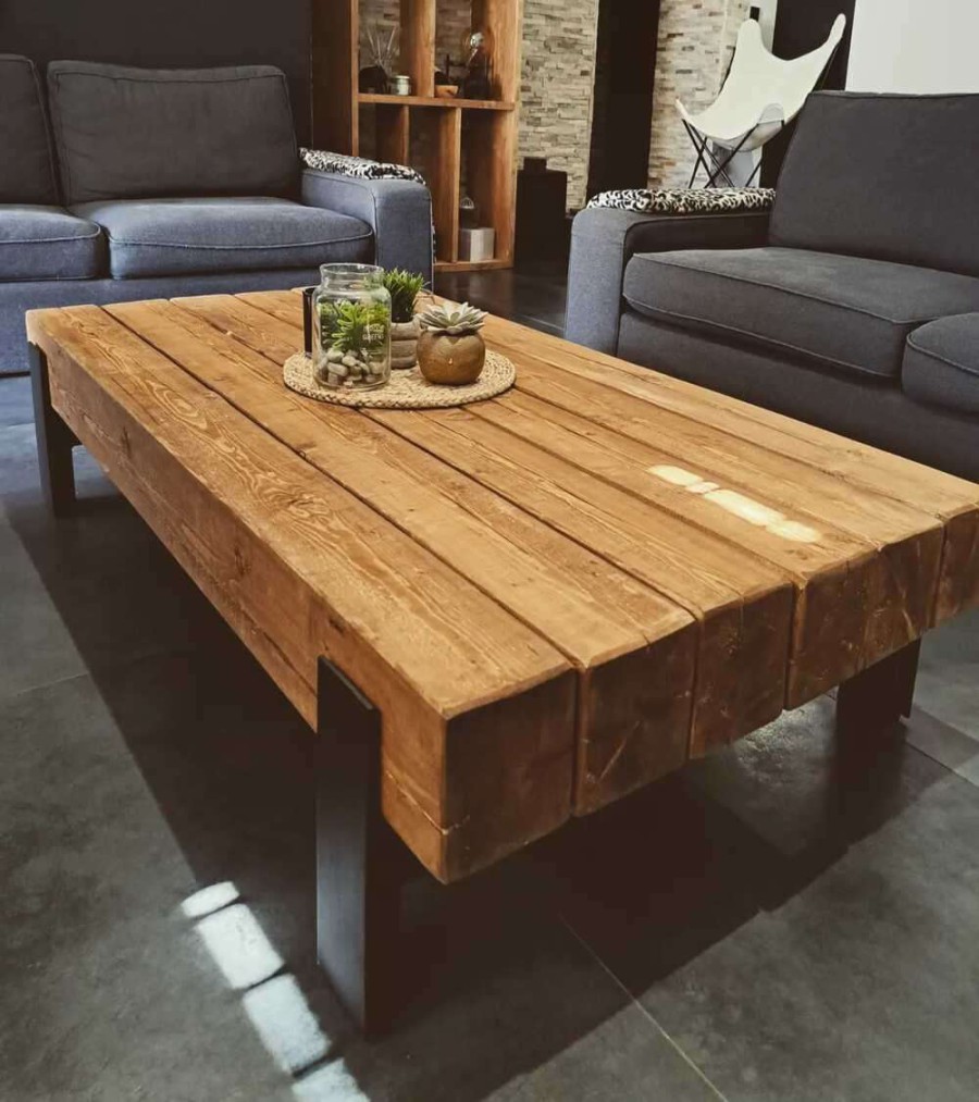 Table basse en bois massif